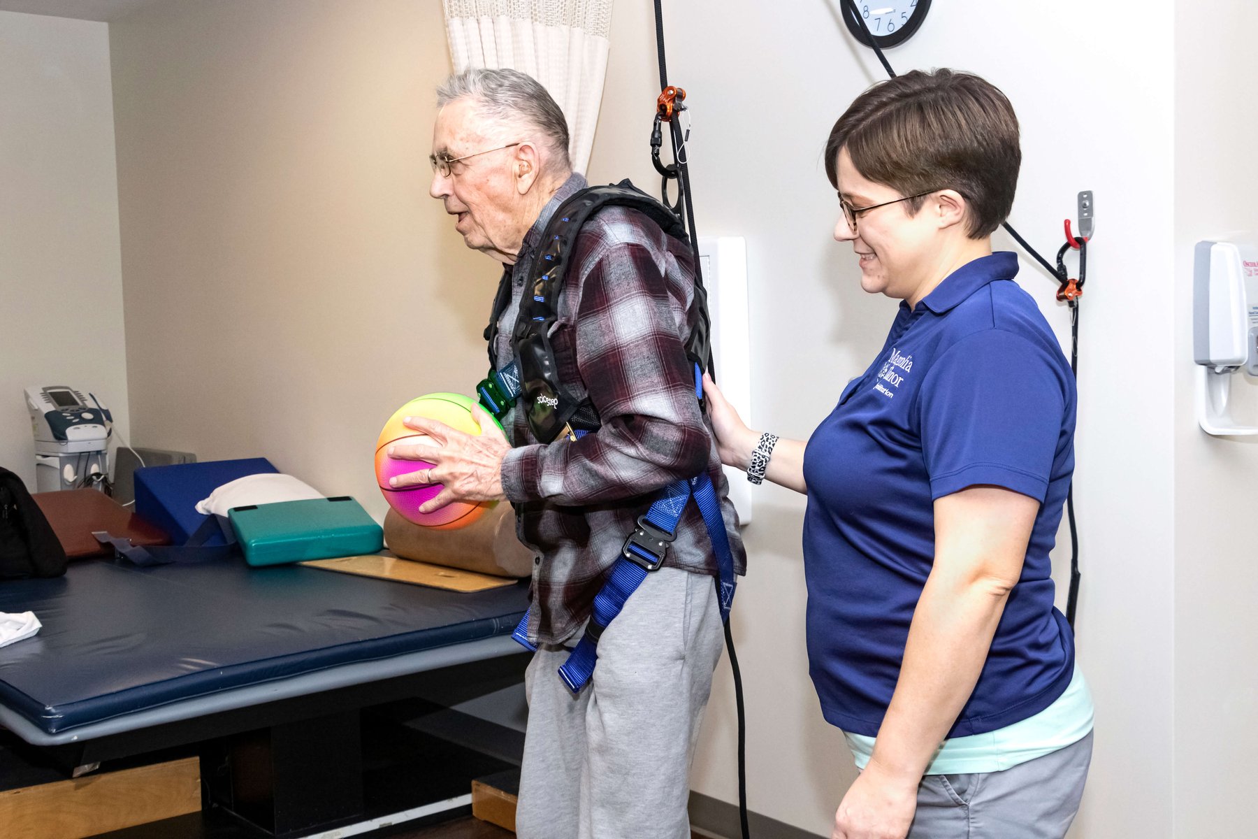 Senior Rehabilitation Therapy in Georgia | Magnolia Manor