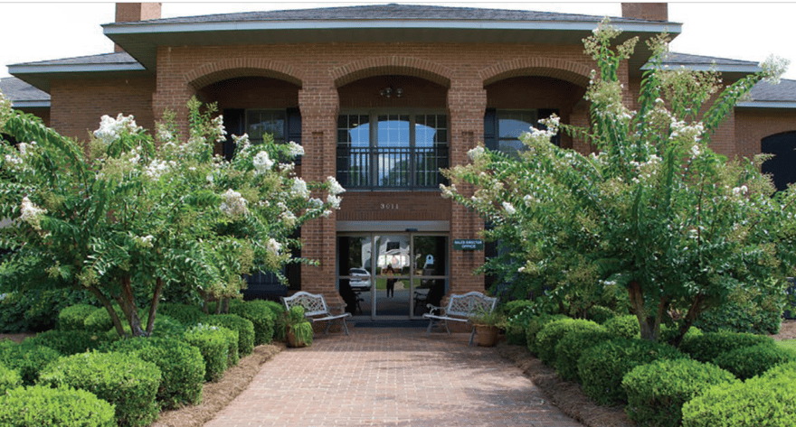 Senior Living Explained | Magnolia Manor
